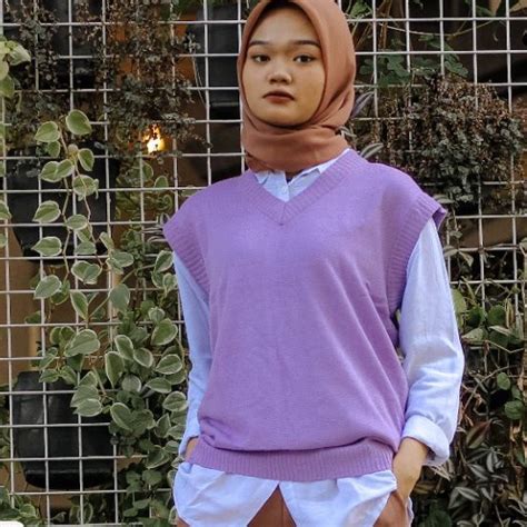 Jual Natha Vest Crop Vest Luaran Rajut Wanita Polos Kerah V Omb