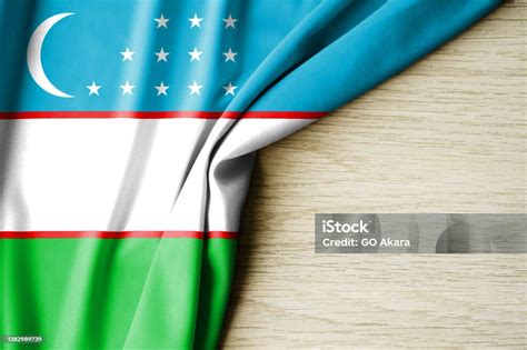 우즈베키스탄 국기 우즈베키스탄의 패브릭 패턴 플래그 3d 일러스트레이션 텍스트의 뒷 공간으로 우즈베키스탄 국기에 대한 스톡 사진