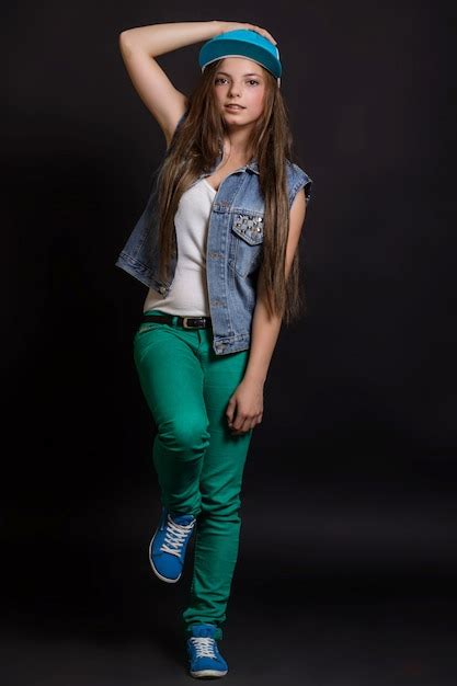 Página 25 Imágenes De Ninas Modelando Descarga Gratuita En Freepik