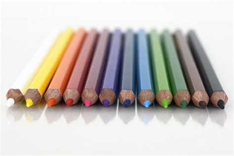 1000 무료 색연필 And 연필 이미지 Pixabay