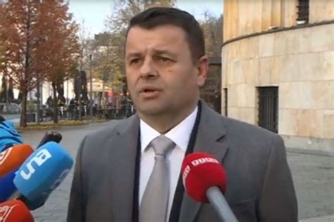 Ministar Hurtić se oglasio nakon napada na imovinu Islamske zajednice u
