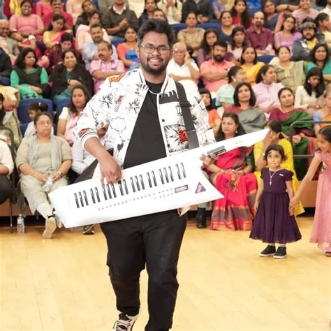 Experience The Magic Of “tujh Mein Rab Dikhta Hai” In A Whole New Light