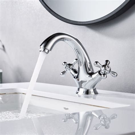 Смеситель Esko Vienna вода Латунь Аэратор Гибкая подводка купить по выгодным ценам в интернет