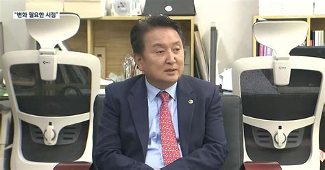 “논란 사과·정무 라인 교체”김영환 지사 출구 전략 모색