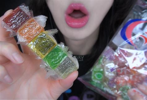 Torysmr 在韩国流行的酥脆水果软糖 🍇🍍🍈 Torysmr Torysmr 哔哩哔哩视频
