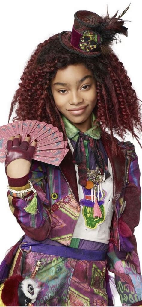 Pin By Steven Schafer On Disney Descendants 3 Descendants Characters