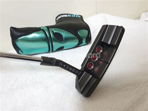 스카티카메론 뉴포트2블랙33인치 정품퍼터a급 웨지퍼터 중고나라