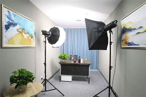 16个直播间揭开时尚面纱！壹点视频电商基地静待启幕 花瓣网