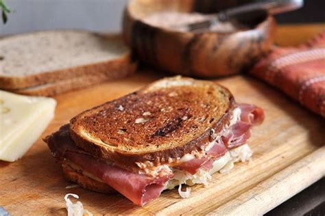 Classic Reuben Reuben Sandwich Classic Food Man Food