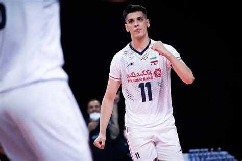 تصاویری از مراسم تشییع صابر کاظمی عکس