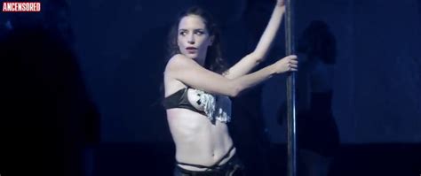 Naked Guadalupe Docampo In A Oscuras