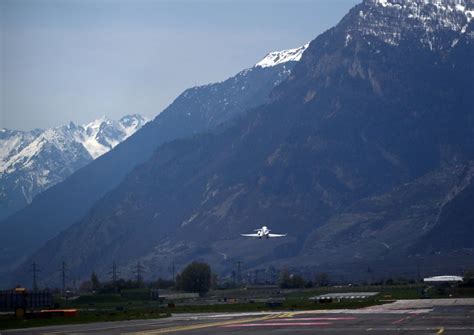 Jet Set Scramble As Skyrocketing Demand For Private Planes Drives