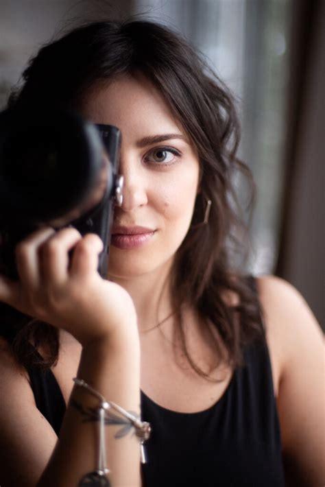 Through The Lens Of Photographer Maria Vasserman The Wedding Planner And Lifestyle Magazine