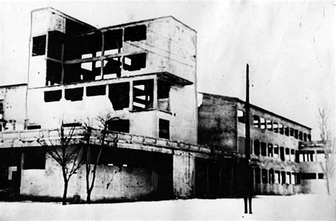 Элиста что это за город где находится описание история как добраться где остановиться и