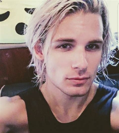 Devin Oliver Of I See Stars I See Stars Mens Hairstyles Oliver