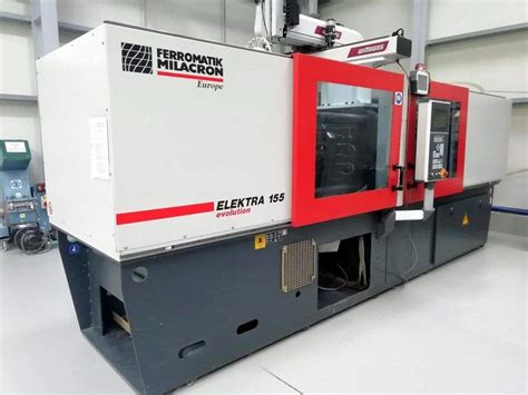 Máquina de moldeo por inyección FERROMATIK MILACRON ELEKTRA 155