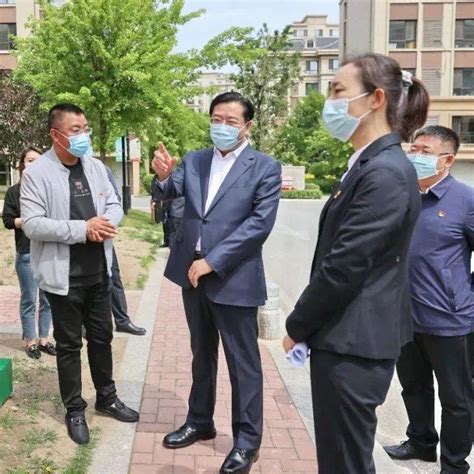 霍步刚在调研基层党建和网格化治理工作时强调：以党建引领基层网格化治理提质增效，不断擦亮人民群众幸福底色社区疫情基层