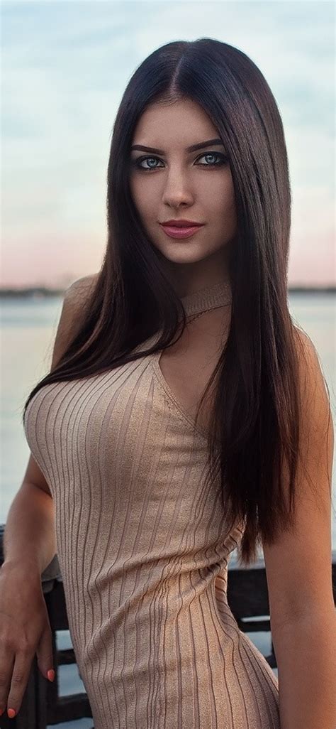 1125x2436 Depth Of Field Girl Model Dress Outdoor Iphone Xs Iphone 10