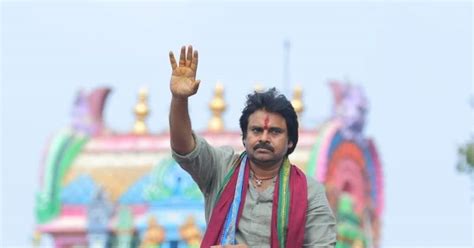 పవన్ కళ్యాణ్ సీఎం కావాలని ఆయన అభిమానులతోపాటు నేను కూడా కోరుకుంటున్నా