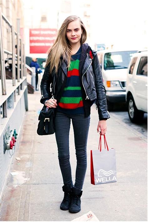 Фото Людей В Полный Рост На Улице 67 фото