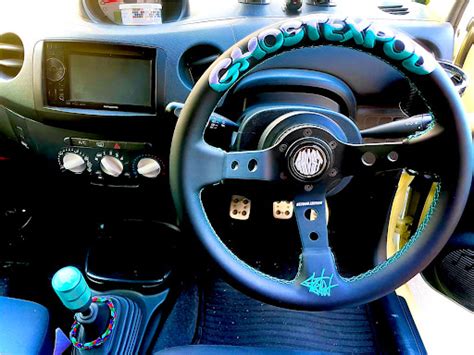 エッセのステアリング交換・ゴーストエキスポッド・ghost Expodに関するカスタム事例｜車のカスタム情報はcartune