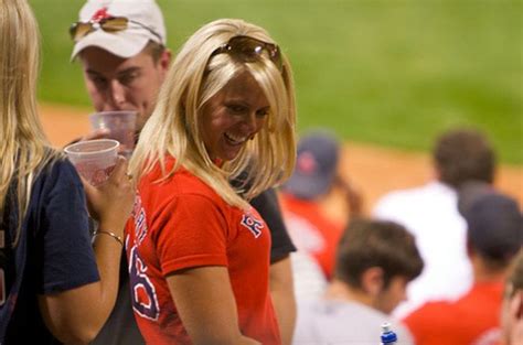 Red Sox Girls 40 Pics
