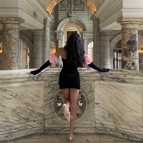 Avery Kylie Grambs The Inheritance Games By Jennifer Lynn Barnes Out Of The Woods Inheritance