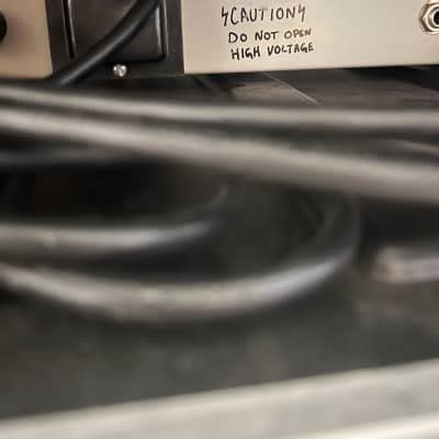 Bludotone Loop A Lator Silver Reverb