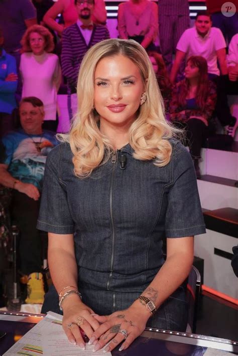 Photo Exclusif Kelly Vedovelli sur le plateau de de lémission