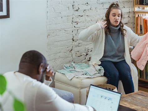 5 Alasan Normal Seseorang Bisa Hilang Rasa Sama Pasangan