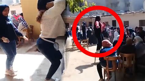 فيديو رقص بنات امام المدرسين بمنتهة قلة الأدب وطلاب يتـ ـنـ ـمرون علي استاذه جامعه Youtube