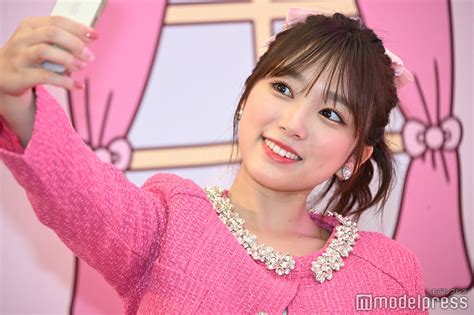画像24 26 矢吹奈子、美脚際立つ制服姿披露「御上先生」オフショットに「可愛すぎる」「彼女感たまらない」と反響 モデルプレス