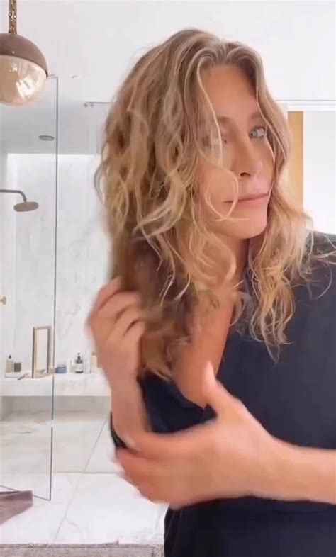 After More Than Two Years Of Waiting Jennifer Aniston Has Finally Been