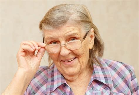 Top 17 Hairstyles For 80 Year Old Women Wearing Glasses