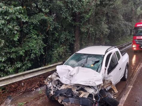 Motociclista Fica Gravemente Ferido Em Acidente Com Três Veículos
