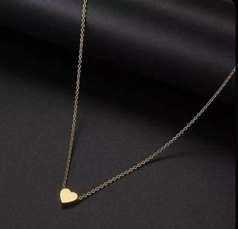 Tiny Heart Necklace Glowy