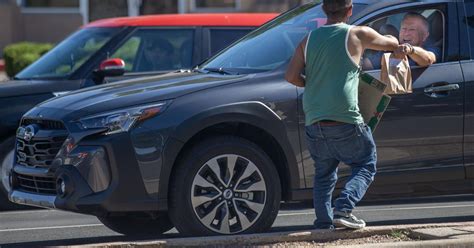 Santa Fe City Council Approves Ban On Standing In Medians Law Delayed