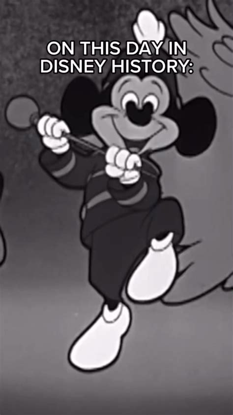 History Of Mickey Mouse Walt Disney History Facts Mickey Mouse Patent