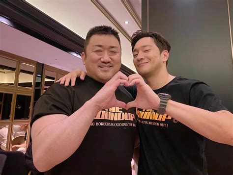 マ・ドンソクさんのインスタグラム写真 マ・ドンソクinstagram 「⠀ 강해상과 볼하트 And 마동석구하트 장이수와 가루피스