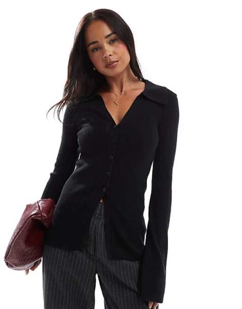 Asos Design Gerippte Strickjacke In Schwarz Mit V Ausschnitt Und