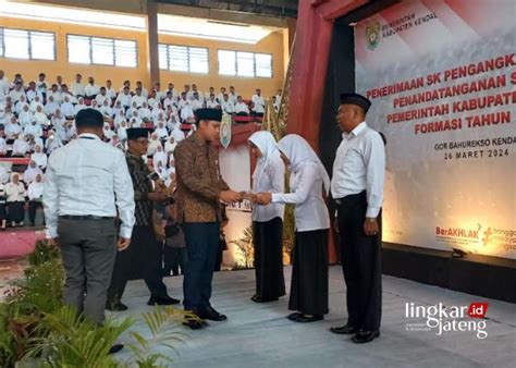 Bupati Kendal Minta 1233 Pppk Yang Baru Dilantik Beri Kontribusi Terbaik