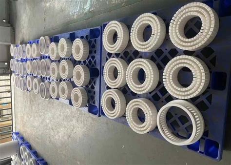 Alumina Oxide Ceramic With 300 Mpa Tensile Strength And 25 W M·k Thermal Conductivity