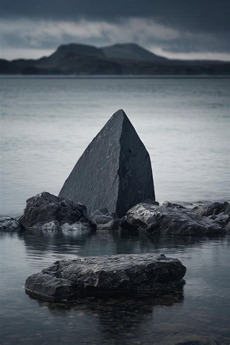 暗色背景 3