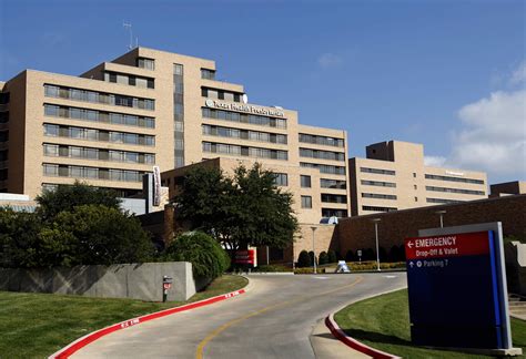 Ebola Outbreak List Of Those Connected To Dallas Patient Timothy Eric