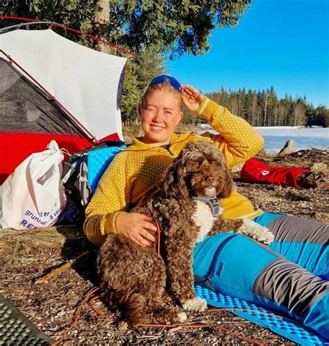 10 Hot Sexy Agnete Husebye Bikini Pics