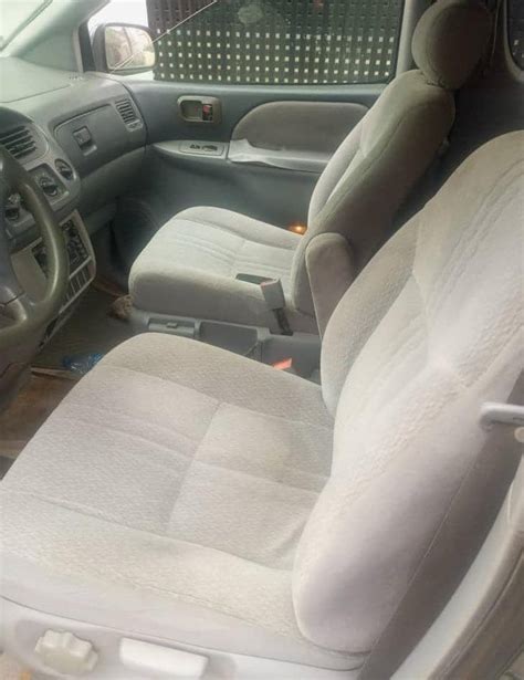 Registered Toyota Sienna 2001 Model First Body Clean Interior And