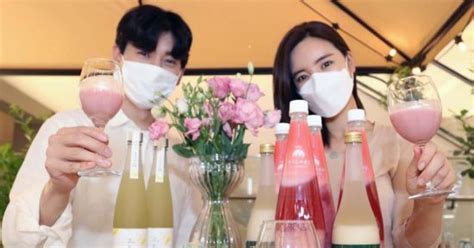 신세계百 코로나19로 판로 막힌 양조장 돕는다
