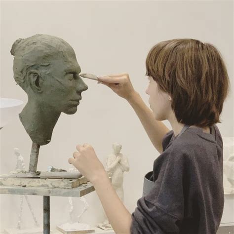 Занятия лепкой в Санкт Петербурге Скульптурная студия и мастерская «Ку́рос