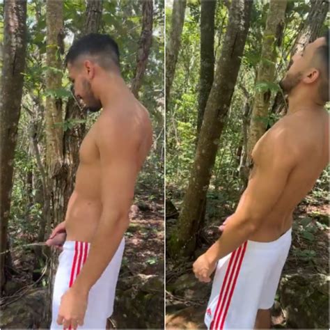 Str8 Men Pissing Infront Of Friends Türkçe