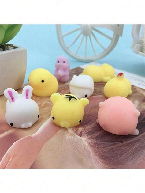 Random Delivery Animal Slow Rebound Pu Stress Relief Toy Random Style